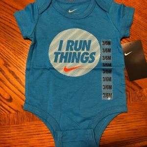 Nike | One Pieces | Bundle Baby Boy Nike I Run Things Logo Bodysuit ...